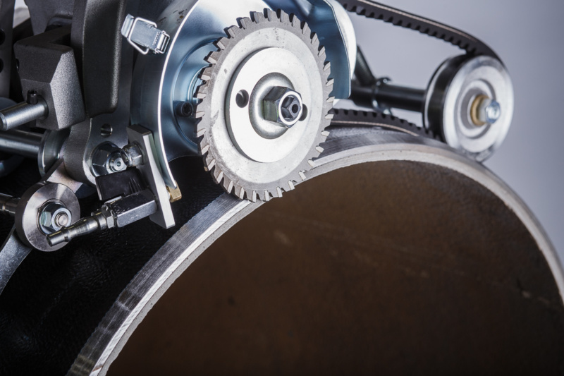 Pipe Cutting and Cracking -water…